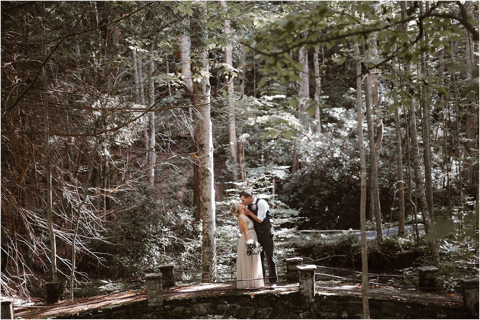 Spence Cabin Elopement in The Great Smoky Mountains